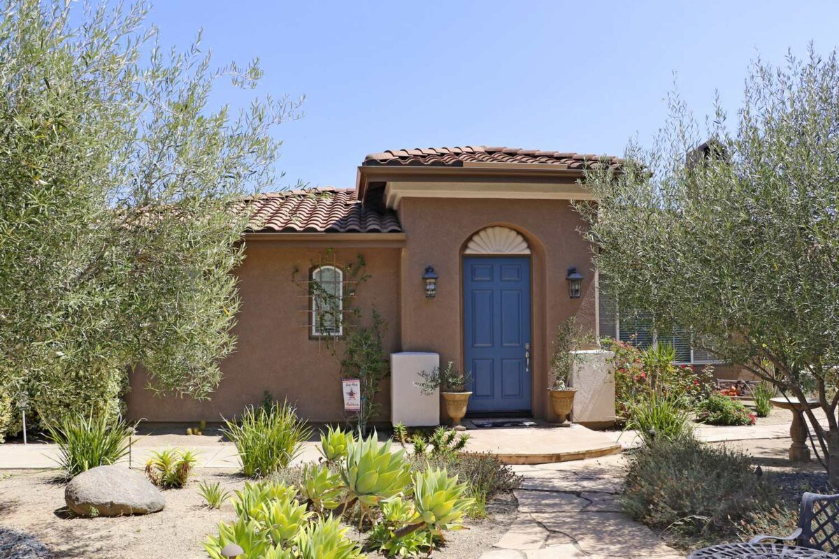 Revitalizing San Diego Exteriors with Lifetime Protection & Efficiency